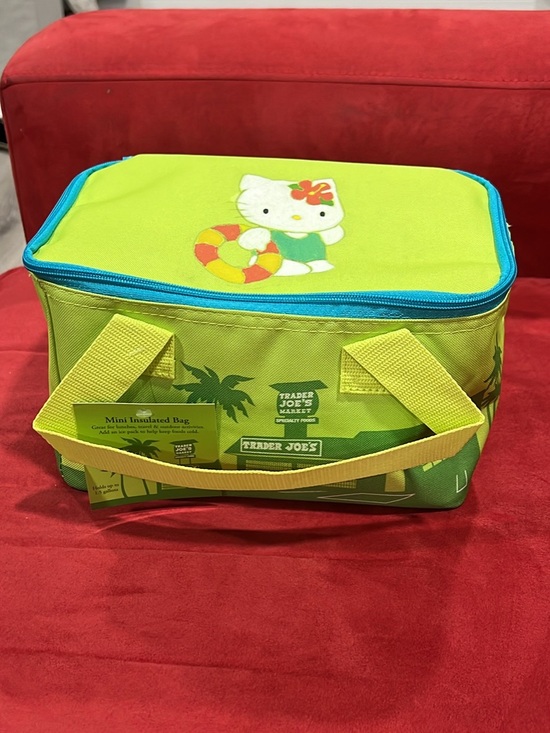Trader Joe'S | Bags | Trader Joes Hello Kitty Lime Green Mini Insulated ...